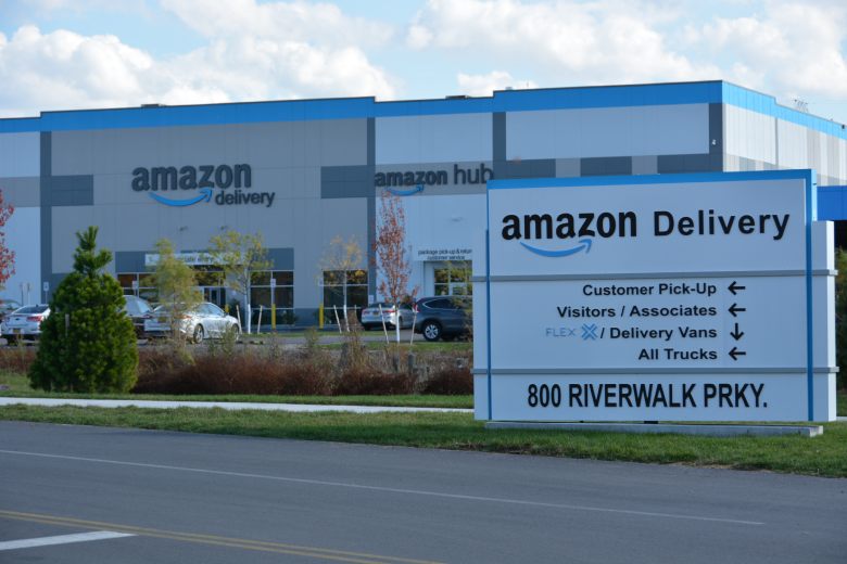 Revitalizing Corporate Brand Identity with Signage | Flexlume