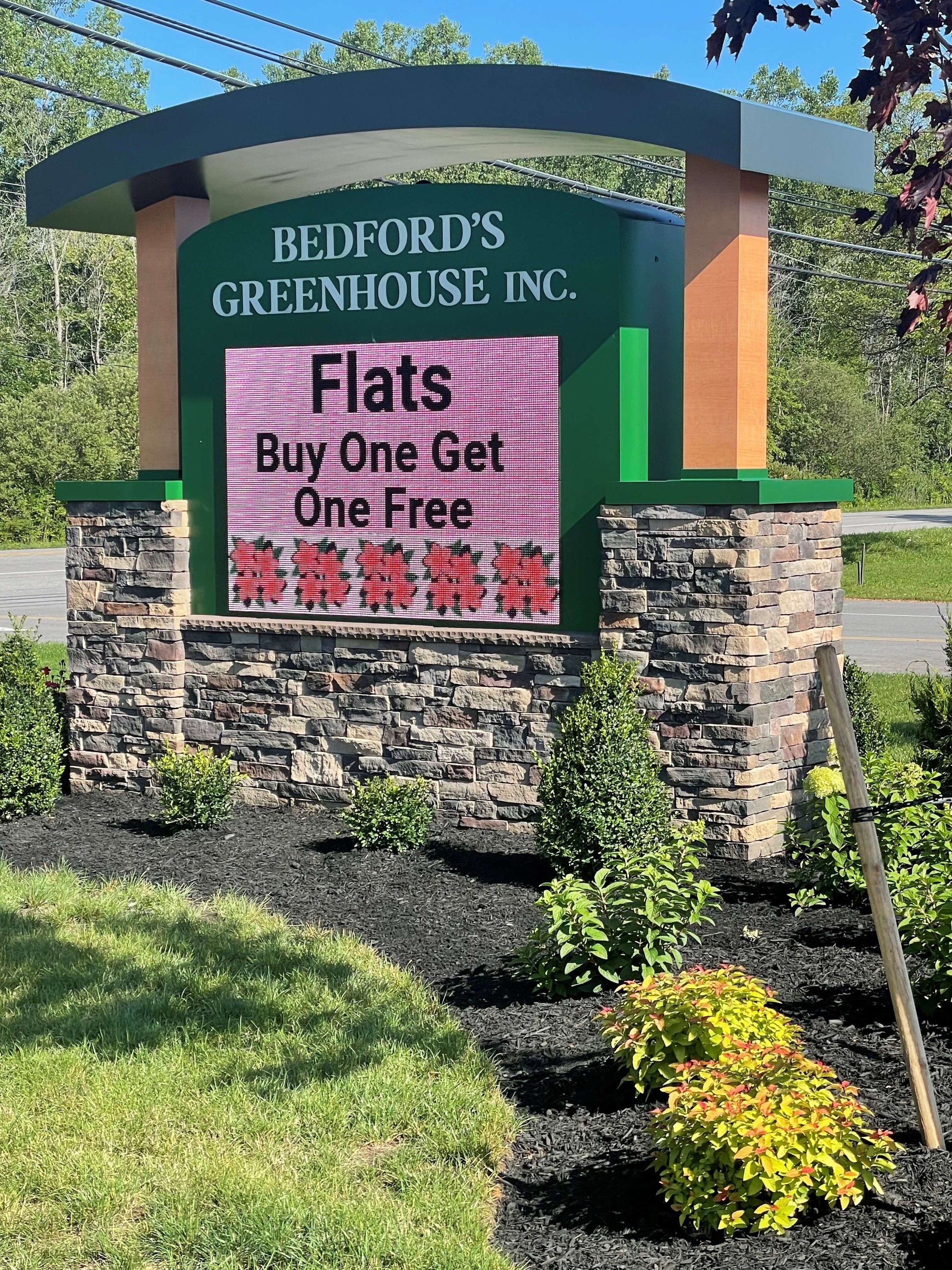 Commercial Outdoor Signage Guide | Flexlume