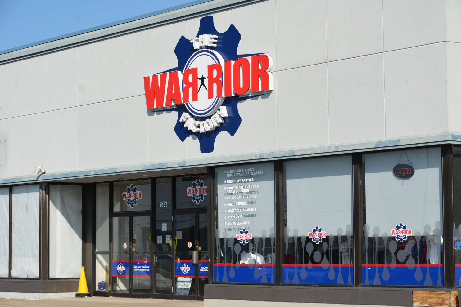 Benefits of a Vertically Integrated Sign Manufacturing Company