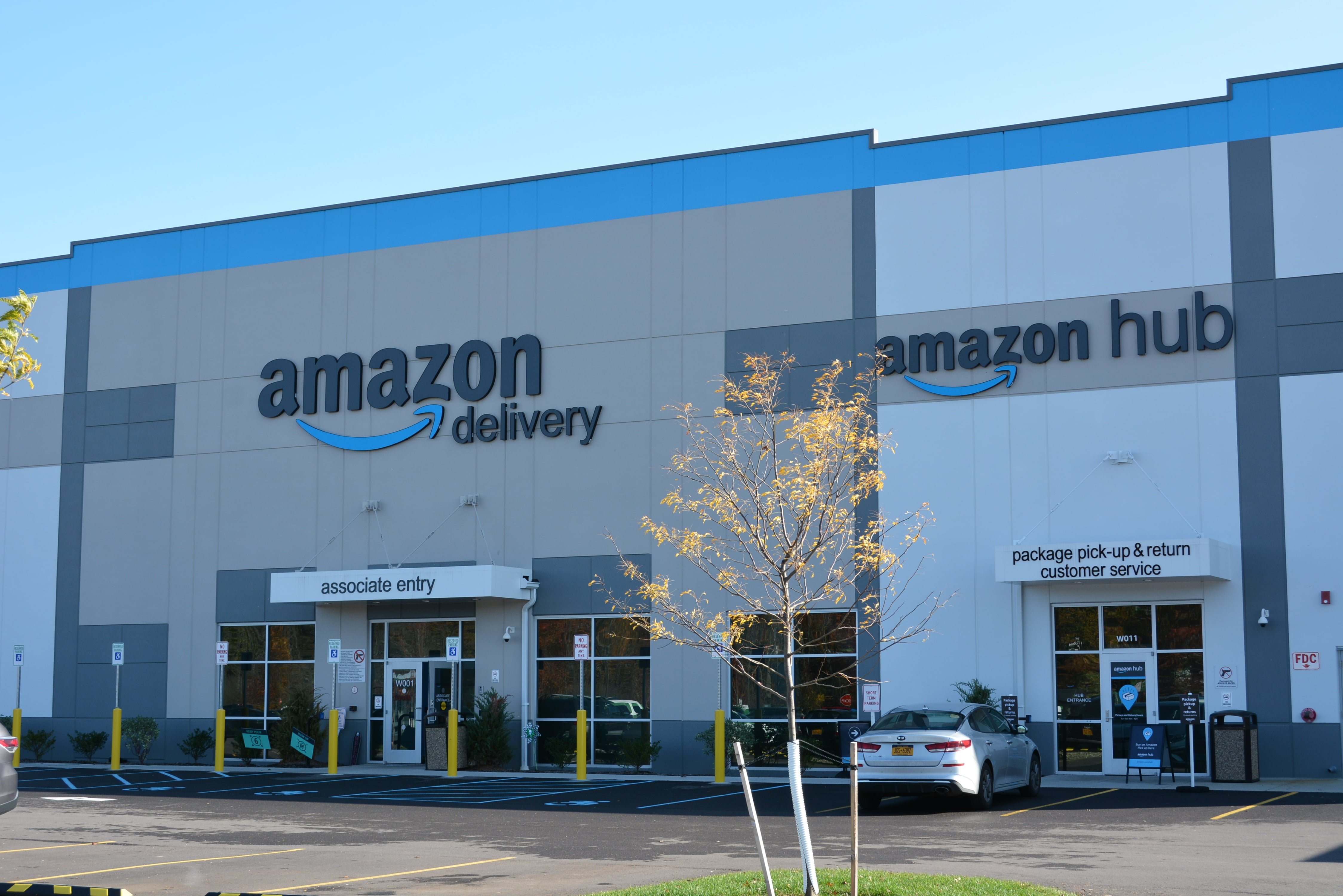 Commercial Outdoor Signage Guide | Flexlume