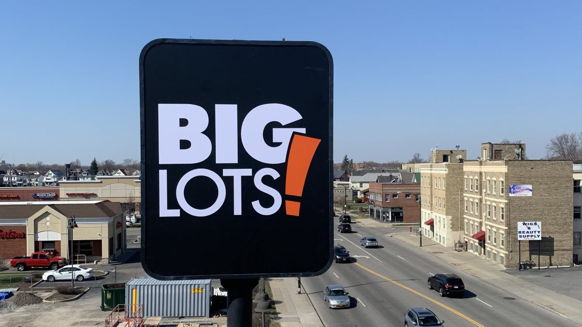 How Businesses Simplify Signage Services in Large-Scale Projects