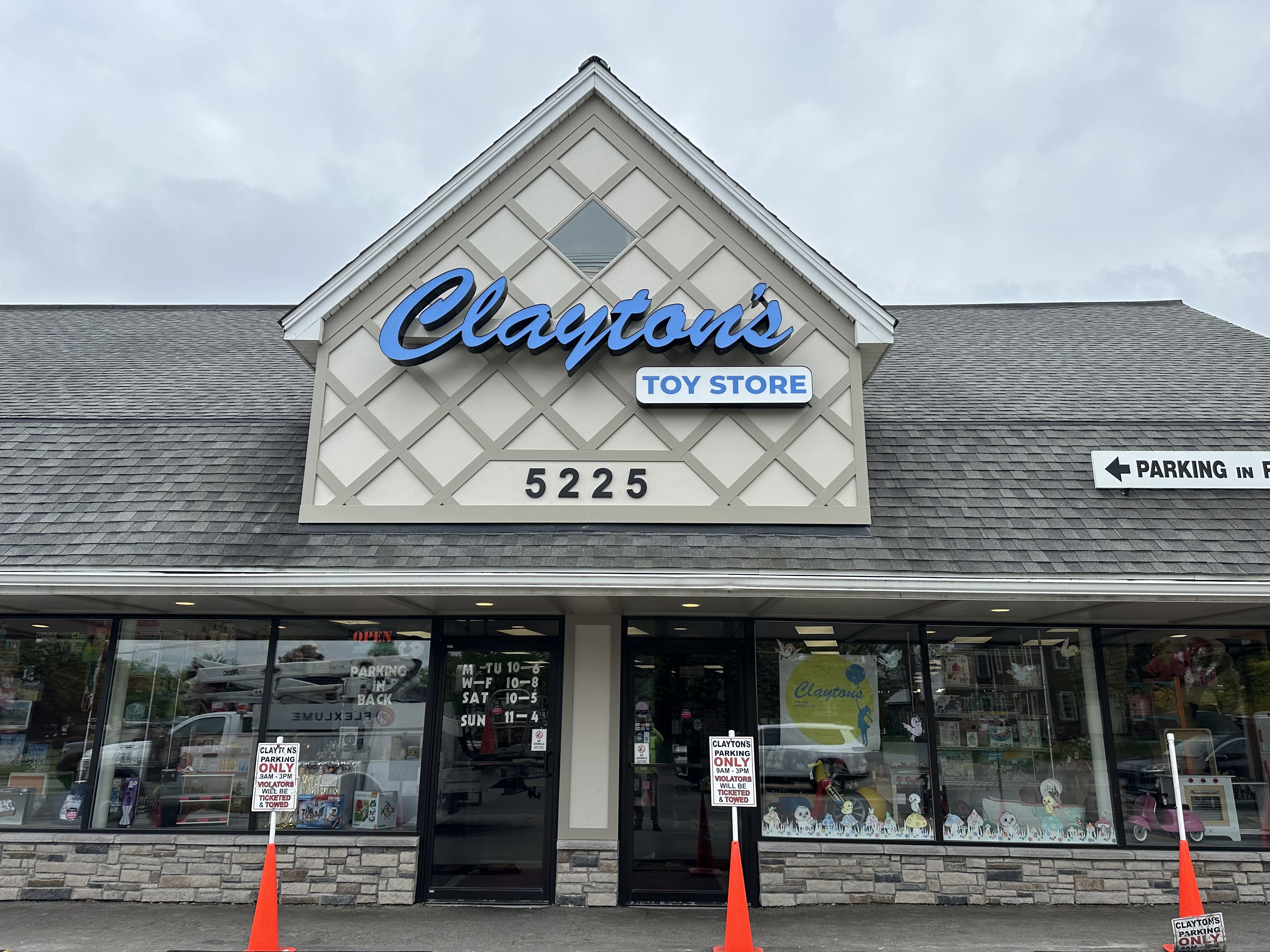 The Essential Guide to Choosing Company Signs | Flexlume